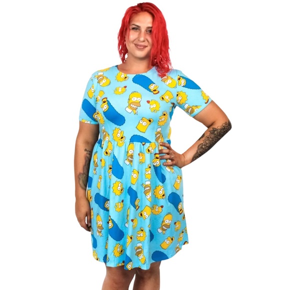 Cakeworthy | Dresses | Cakeworthy X The Simpsons Womens Family Toss ...
